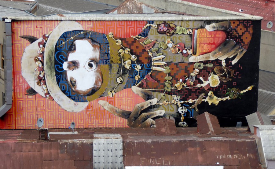 0384 Graffiti Valparaiso, Chile (3) | 2 Frosty Tops Do South America